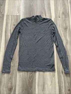 Uniqlo | Tops | Uniqlo Grey Long Sleeve Ribbed Mock Neck Top | Poshmark